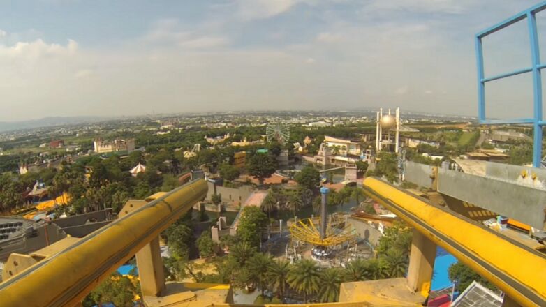 De 10 engste achtbanen ter wereld