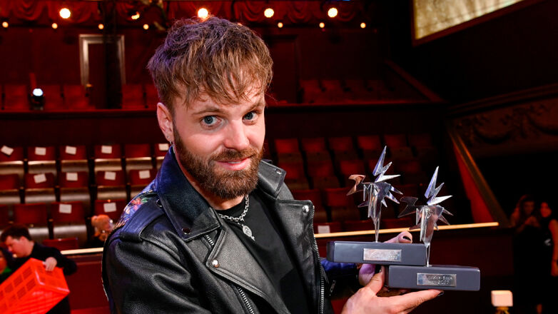 Gewapende man drong BNNVARA-pand binnen om Tim Hofman om het leven te ...