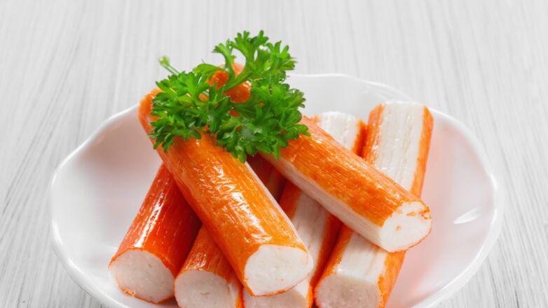 Na dit filmpje wil jij nóóit meer krabsticks eten